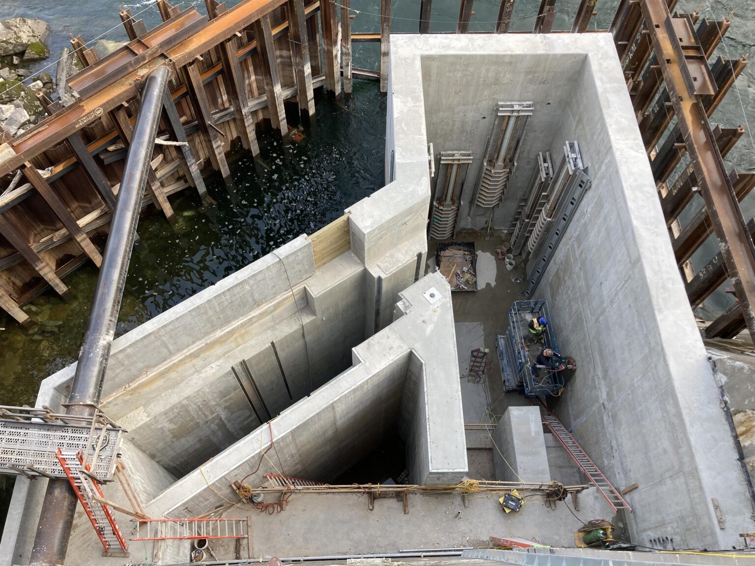 Cabinet Gorge Dam Fish Passage Facility – Slayden Constructors, Inc.